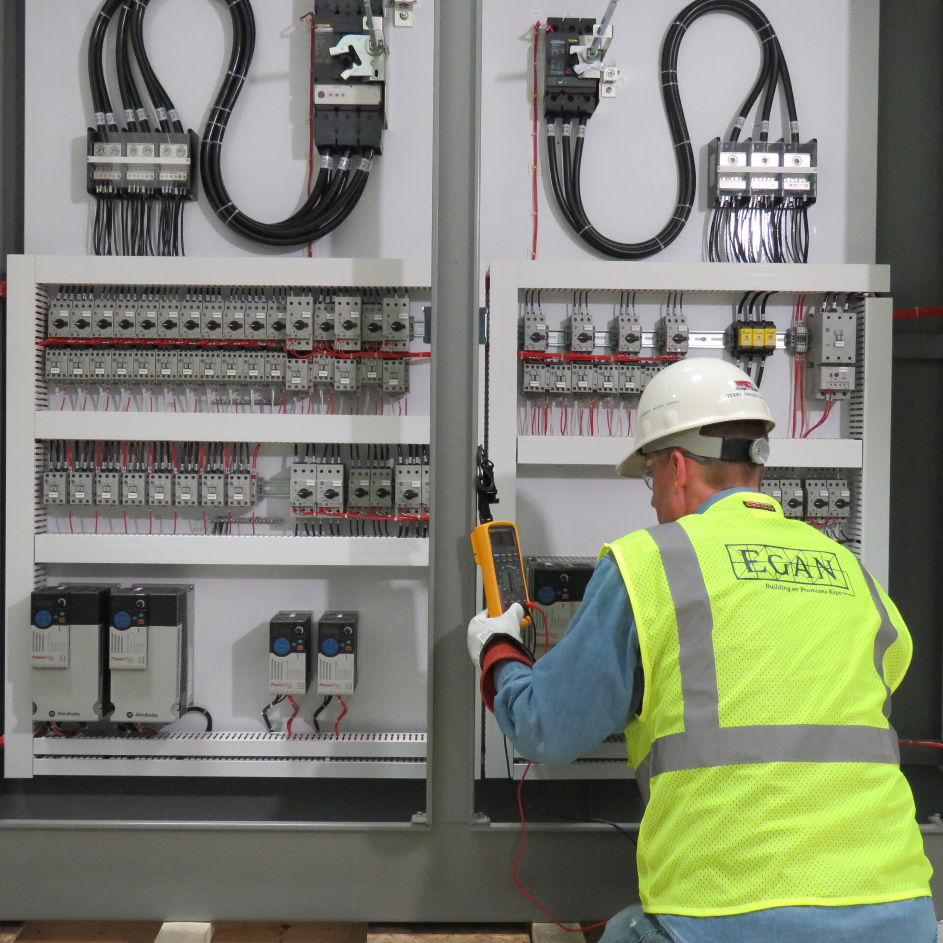 Customize the Way Your Facility Operates - Egan Company Egan Company